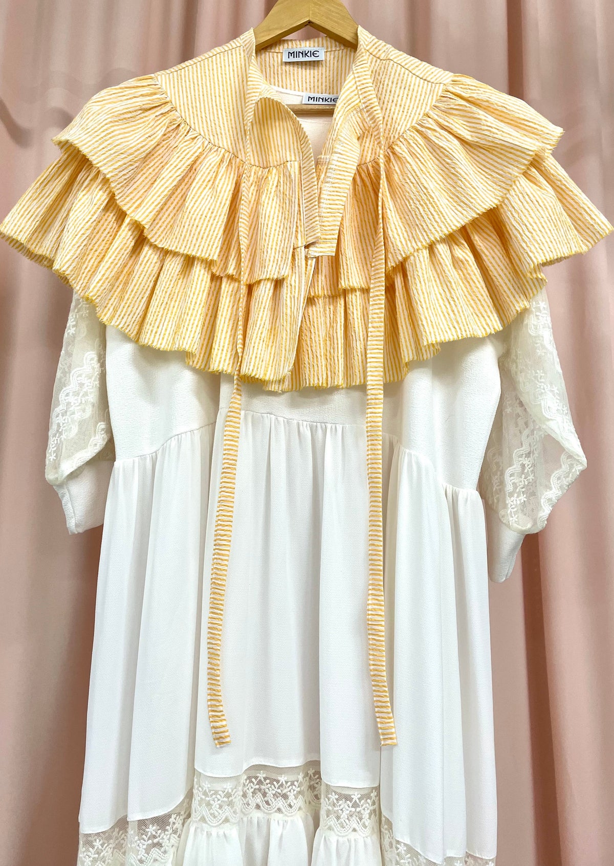 The Yellow Delaney Cape | Minkie